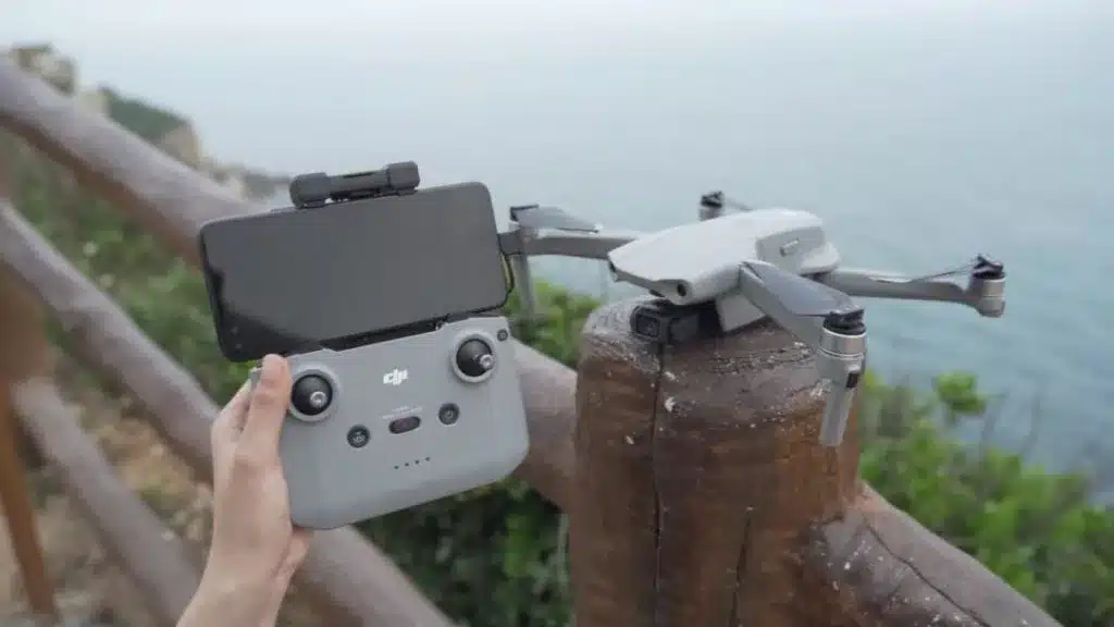 Dji rc n1 : Une radiocommande polyvalente simple et efficace